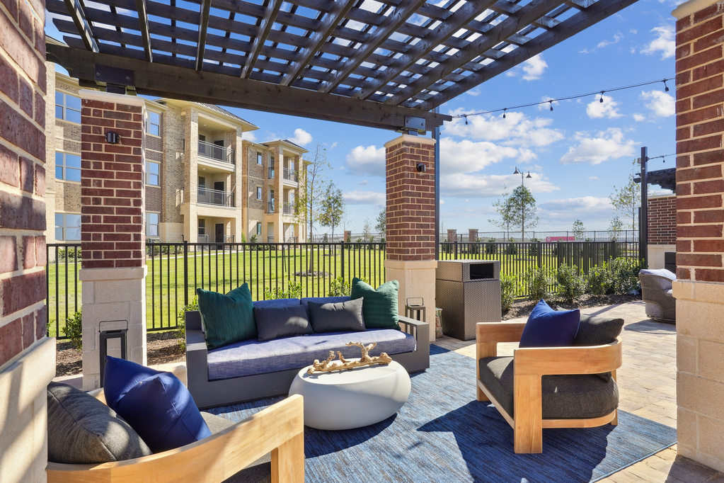 Proper TX Apartments | Lakeview at Gates of Prosper